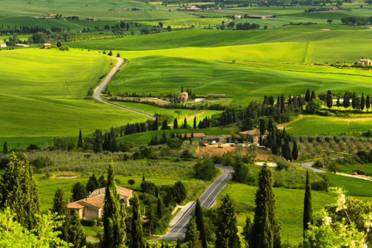 Italian Countryside Delights: 5 Unforgettable Stays Await!